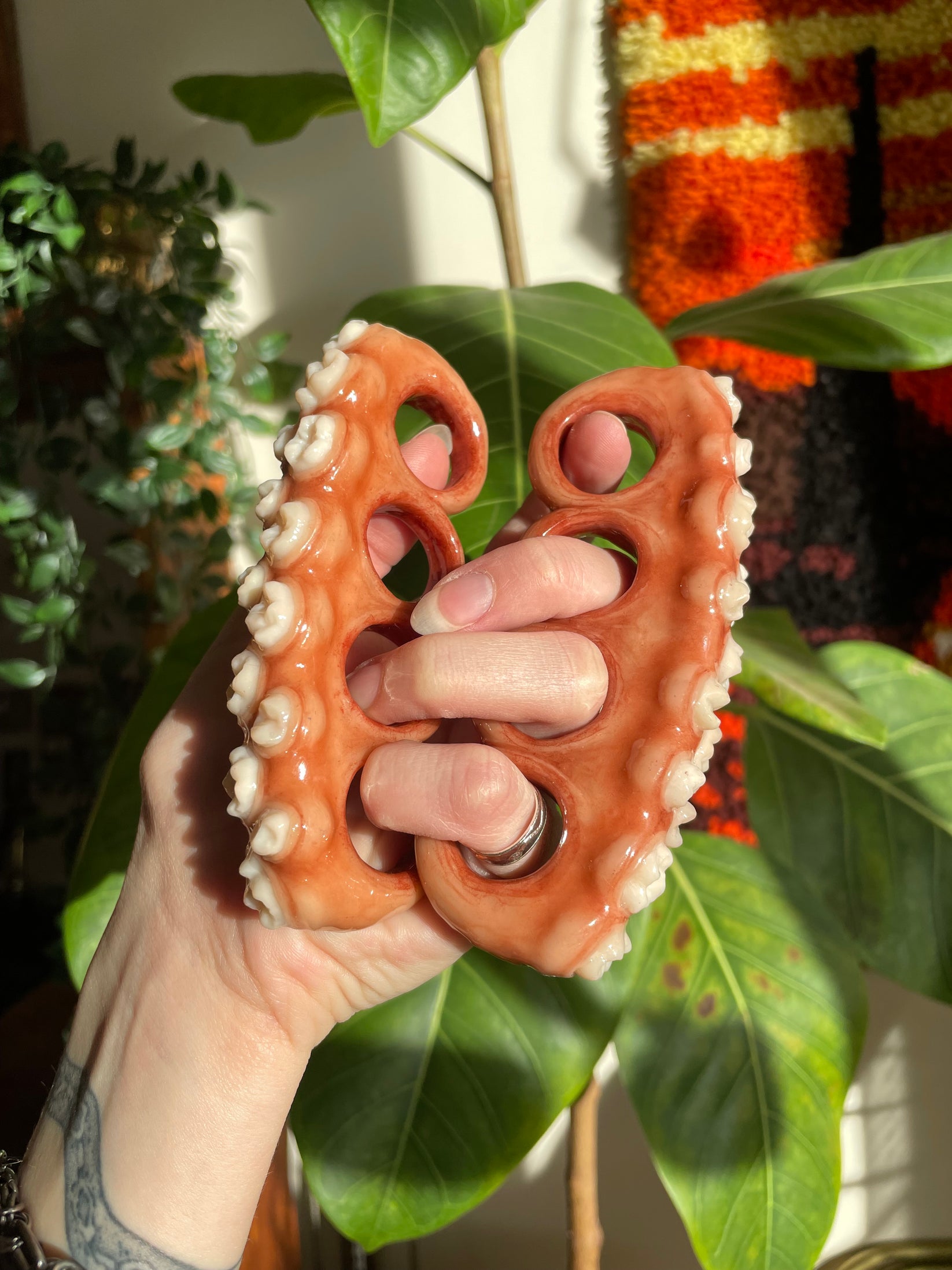Teeth Knuckles *MADE TO ORDER* – Mushbugs